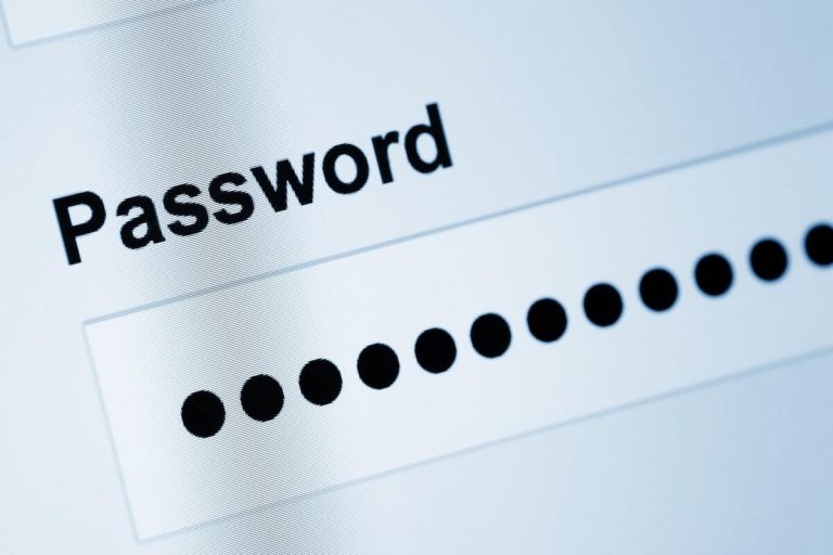 Top 10 Best Password Generators In 2026 - TechCommuters